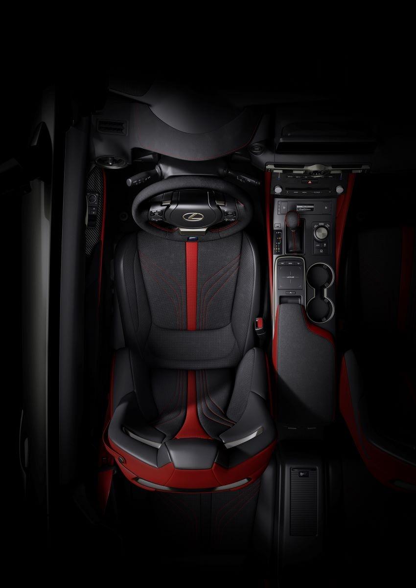 2025 Lexus RCF Final Edition (9) - AutoTest Magazin